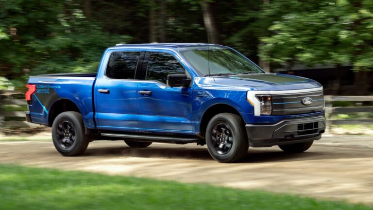 F-150 Lightning STX (2026): el-pickup med ekstra kraft og stil | Ev-news