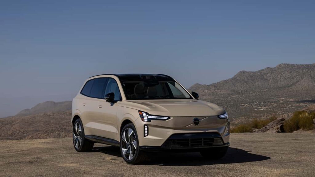 Plug & Charge til Volvo EX90: ingen app eller kort | Ev-news